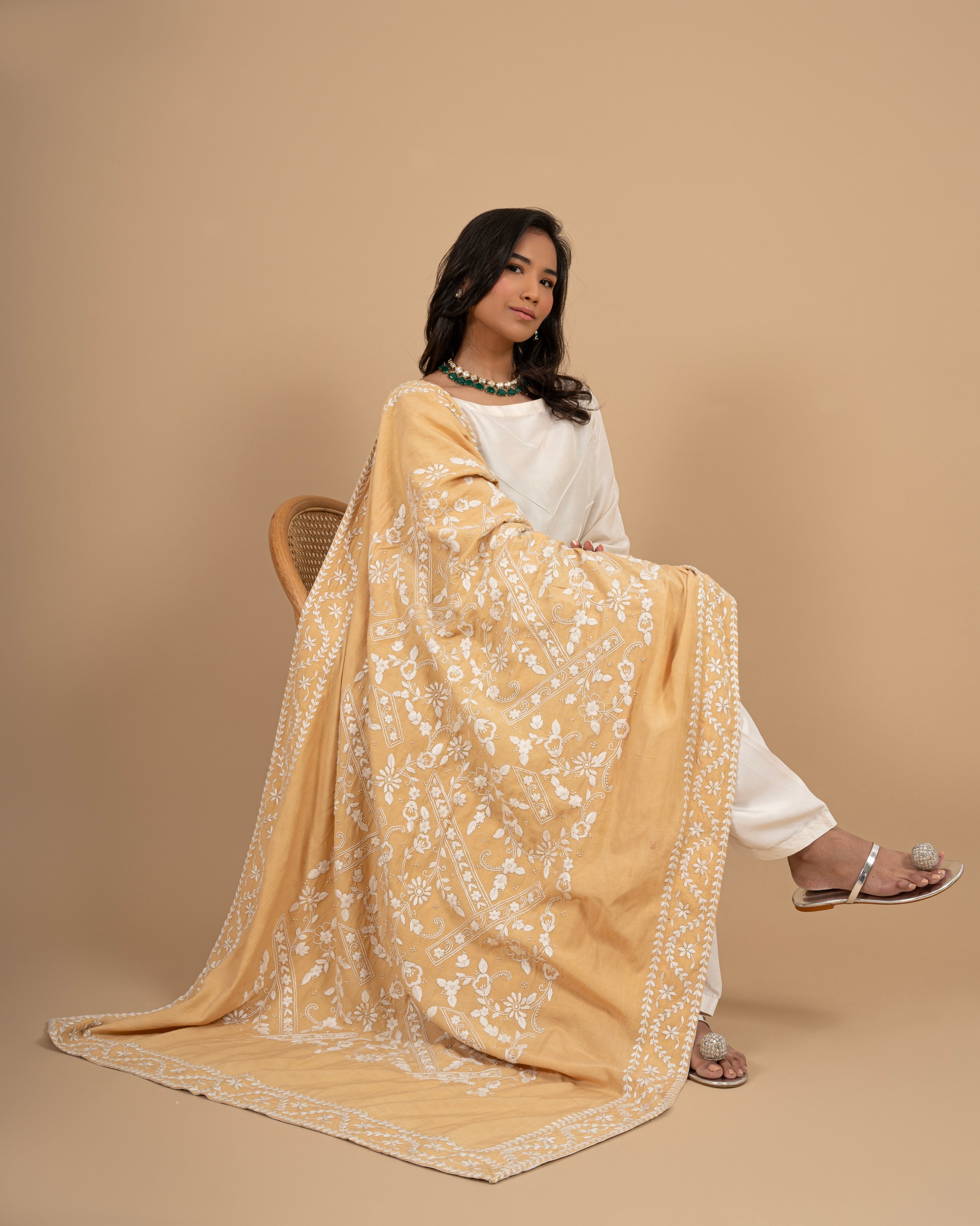 Shawls – daneenatelier